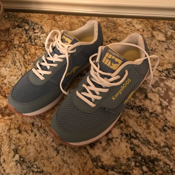kangaROOS | Shoes | Super Cute Kangaroo Sneakers Size 9 | Poshmark